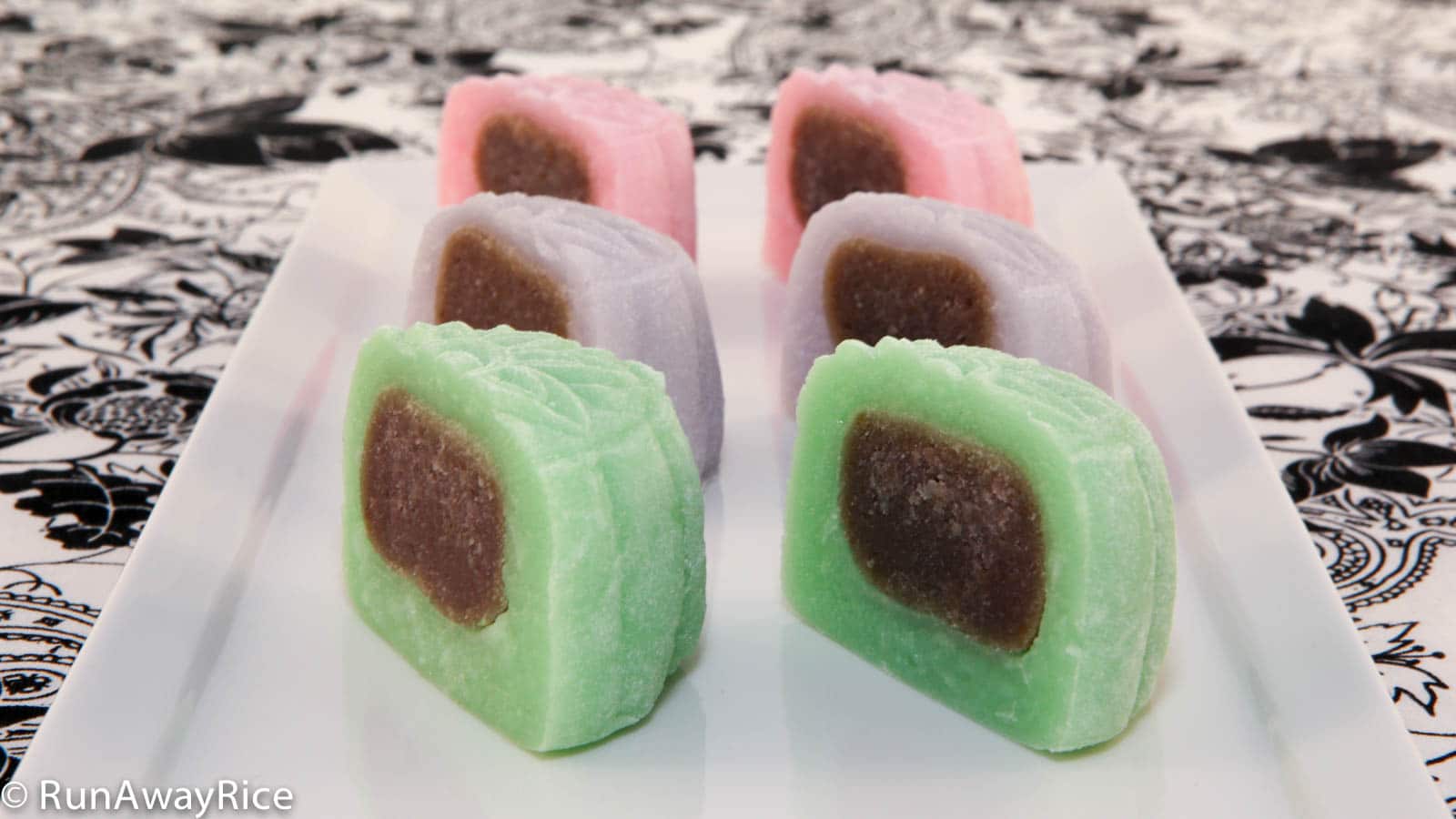 Snowskin Mooncakes Part 2 Making The Dough And The Cakes Cach Lam Vo