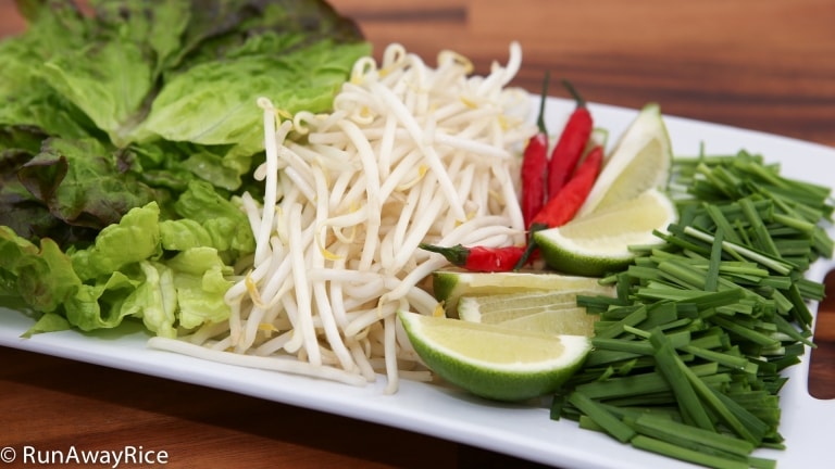 Pork and Shrimp Clear Noodle Soup (Hu Tieu) - Tasty Recipe with Video