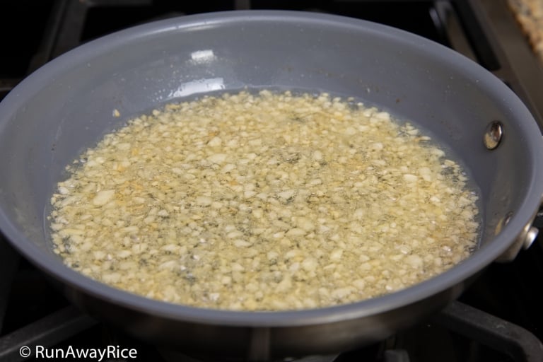 Fried Garlic (Toi Phi) - Easy Homemade Recipe