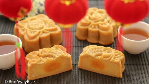 Essential Mooncake Guide - Types of Mooncakes and Recipes