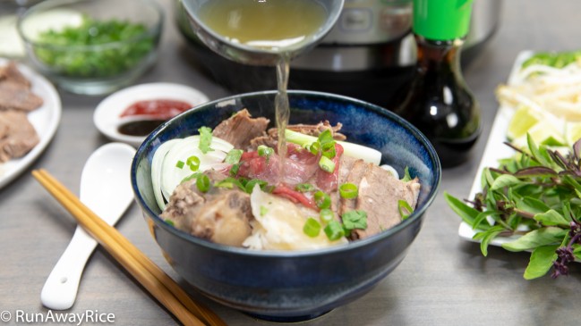 Instant Pot Beef Pho / Vietnamese Beef Noodle Soup - Recipe with Video
